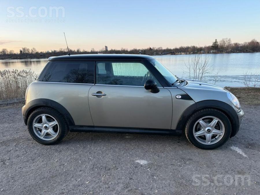 Brūns MINI Cooper 2008 Rīga, ar dzinēja tilpumu 1.60 L un nobraukumu 178 tūkst. km par 2450 €, foto 4 vietnē AUTOMOTO.COM.LV