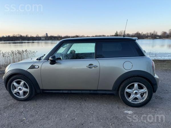 Brūns MINI Cooper 2008 Rīga, ar dzinēja tilpumu 1.60 L un nobraukumu 178 tūkst. km par 2450 €, foto 5 vietnē AUTOMOTO.COM.LV