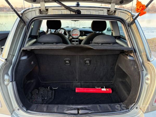 Brūns MINI Cooper 2008 Rīga, ar dzinēja tilpumu 1.60 L un nobraukumu 178 tūkst. km par 2450 €, foto 9 vietnē AUTOMOTO.COM.LV