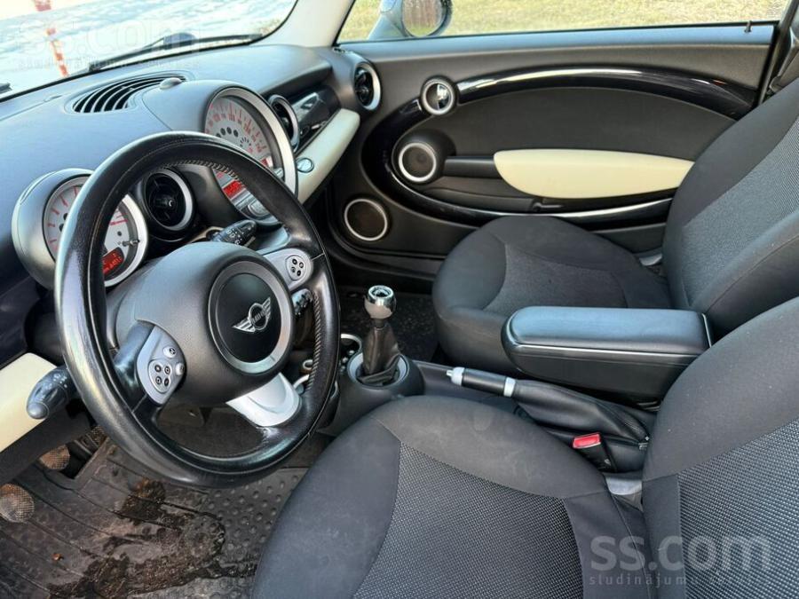 Brūns MINI Cooper 2008 Rīga, ar dzinēja tilpumu 1.60 L un nobraukumu 178 tūkst. km par 2450 €, foto 12 vietnē AUTOMOTO.COM.LV