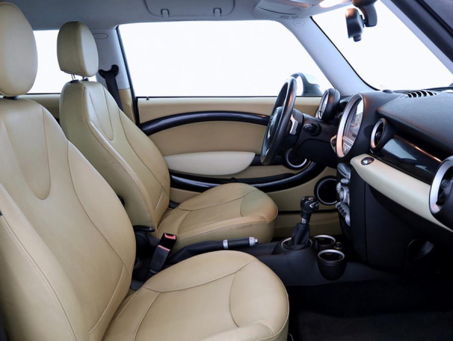 Brūns MINI Cooper 2008 Tallina, ar dzinēja tilpumu 1.60 L un nobraukumu 145 tūkst. km par 1999 €, foto 7 vietnē AUTOMOTO.COM.LV