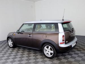Brūns MINI Cooper 2008 Tallina, ar dzinēja tilpumu 1.60 L un nobraukumu 145 tūkst. km par 1999 €, foto 12 vietnē AUTOMOTO.COM.LV