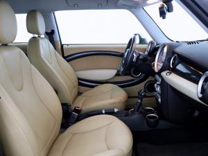 Brūns MINI Cooper 2008 Tallina, ar dzinēja tilpumu 1.60 L un nobraukumu 145 tūkst. km par 1999 €, foto 14 vietnē AUTOMOTO.COM.LV