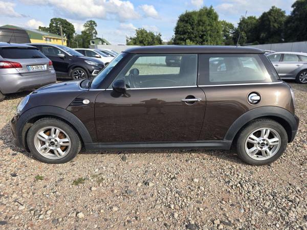 Brūns MINI Cooper 2011 Tauragė, ar dzinēja tilpumu 1.56 L un nobraukumu 155 tūkst. km par 4200 €, foto 3 vietnē AUTOMOTO.COM.LV