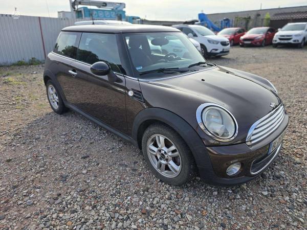 Brūns MINI Cooper 2011 Tauragė, ar dzinēja tilpumu 1.56 L un nobraukumu 155 tūkst. km par 4200 €, foto 8 vietnē AUTOMOTO.COM.LV