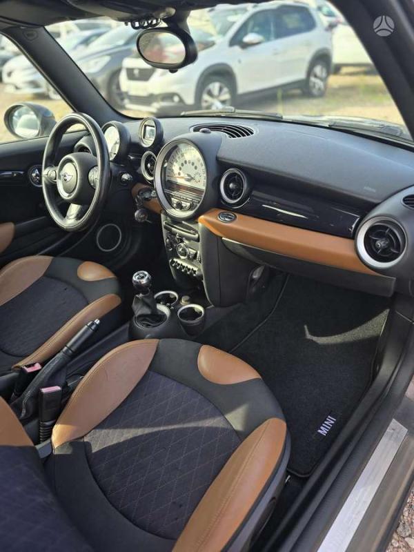 Brūns MINI Cooper 2011 Tauragė, ar dzinēja tilpumu 1.56 L un nobraukumu 155 tūkst. km par 4200 €, foto 9 vietnē AUTOMOTO.COM.LV