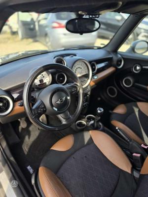 Brūns MINI Cooper 2011 Tauragė, ar dzinēja tilpumu 1.56 L un nobraukumu 155 tūkst. km par 4200 €, foto 12 vietnē AUTOMOTO.COM.LV