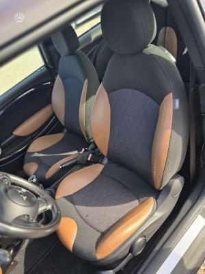 Brūns MINI Cooper 2011 Tauragė, ar dzinēja tilpumu 1.56 L un nobraukumu 155 tūkst. km par 4200 €, foto 13 vietnē AUTOMOTO.COM.LV