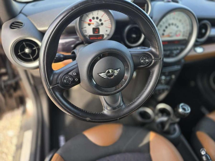 Brūns MINI Cooper 2011 Tauragė, ar dzinēja tilpumu 1.56 L un nobraukumu 155 tūkst. km par 4200 €, foto 14 vietnē AUTOMOTO.COM.LV