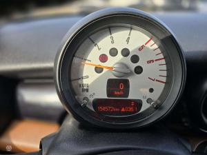 Brūns MINI Cooper 2011 Tauragė, ar dzinēja tilpumu 1.56 L un nobraukumu 155 tūkst. km par 4200 €, foto 16 vietnē AUTOMOTO.COM.LV
