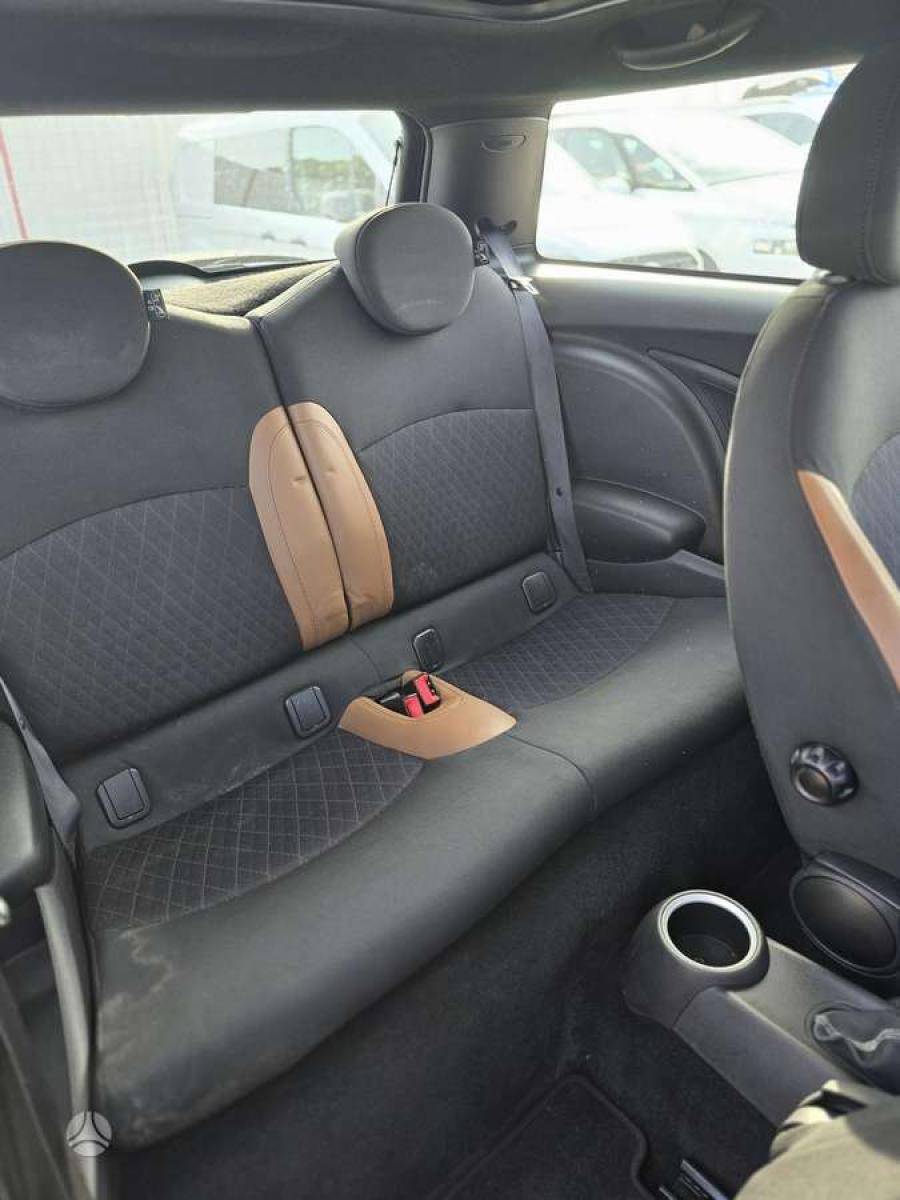 Brūns MINI Cooper 2011 Tauragė, ar dzinēja tilpumu 1.56 L un nobraukumu 155 tūkst. km par 4200 €, foto 23 vietnē AUTOMOTO.COM.LV