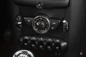 Brūns MINI Cooper 2011 Kauņa, ar dzinēja tilpumu 1.60 L un nobraukumu 211 tūkst. km par 3900 €, foto 16 vietnē AUTOMOTO.COM.LV