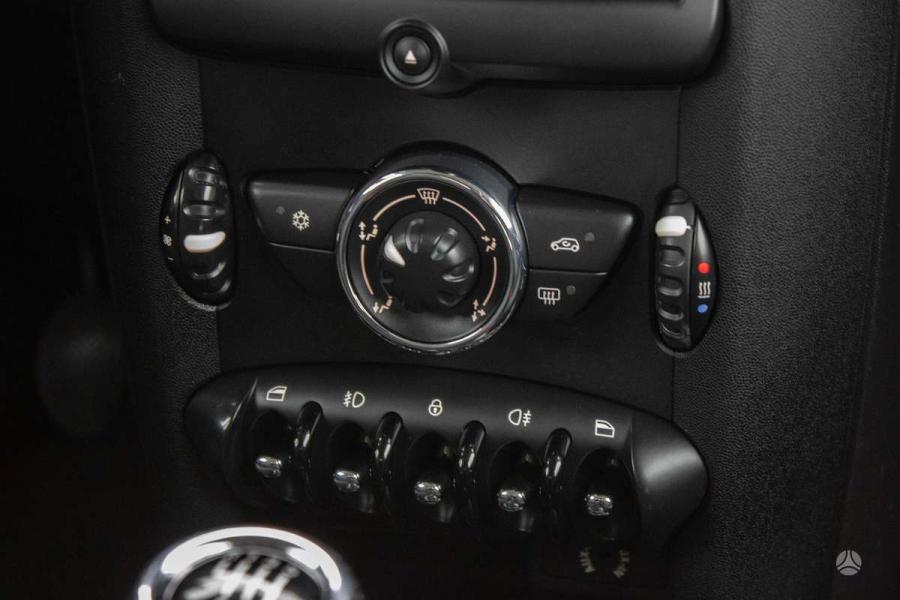 Brūns MINI Cooper 2011 Kauņa, ar dzinēja tilpumu 1.60 L un nobraukumu 211 tūkst. km par 3900 €, foto 16 vietnē AUTOMOTO.COM.LV