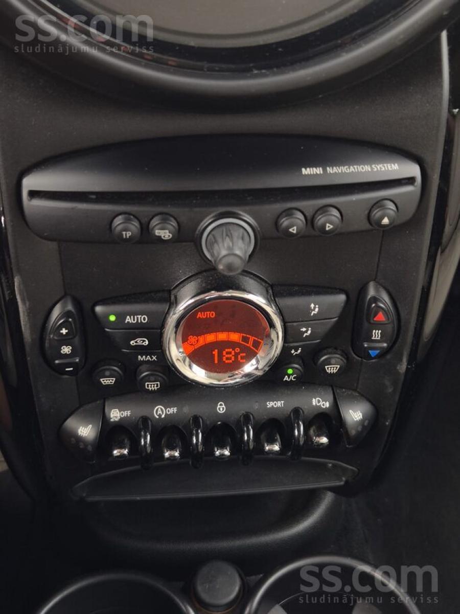Brown MINI Cooper 2015 in Riga, with an engine capacity of 1.60 L and mileage of 283 thousand km for 9990 €, photo 15 on AUTOMOTO.COM.LV
