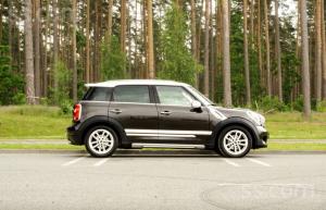 Brūns MINI Cooper 2015 Rīga, ar dzinēja tilpumu 1.60 L un nobraukumu 89 tūkst. km par 9990 €, foto 9 vietnē AUTOMOTO.COM.LV