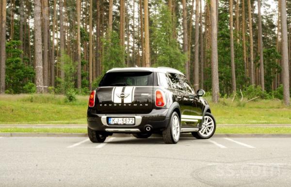 MINI Cooper 2015 Rīga vietnē Brūns MINI Cooper 2015 Rīga, ar dzinēja tilpumu 1.60 L un nobraukumu 89 tūkst. km par 7590 €, foto 6 vietnē AUTOMOTO.COM.LV