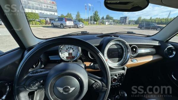 Brūns MINI Cooper 2013 Rīga, ar dzinēja tilpumu 2.00 L un nobraukumu 128 tūkst. km par 9150 €, foto 8 vietnē AUTOMOTO.COM.LV