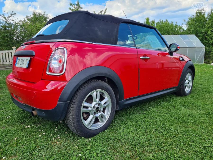 MINI Cooper 2012 in Panevezys, with an engine capacity of 1.60 L and mileage of 254 thousand km for 3800 €, photo 4 on AUTOMOTO.COM.LV
