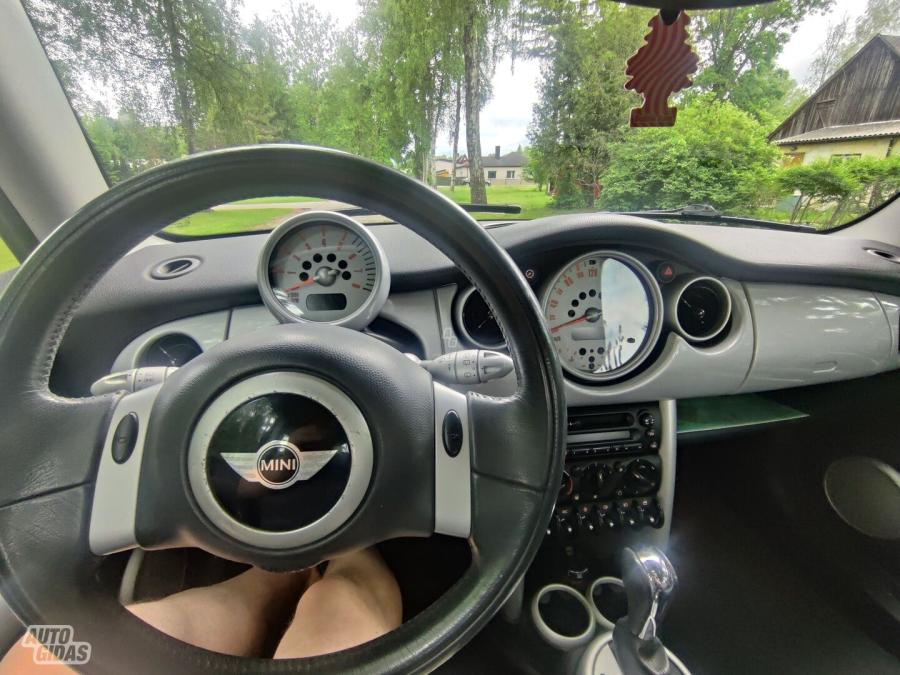 MINI Cooper 2002 Šauļi, ar dzinēja tilpumu 1.60 L un nobraukumu 139 tūkst. km par 1850 €, foto 8 vietnē AUTOMOTO.COM.LV