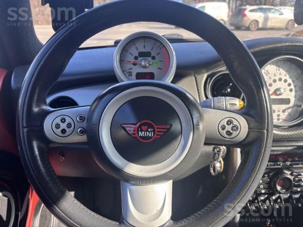 MINI Cooper 2006 in Riga, with an engine capacity of 1.60 L and mileage of 145 thousand km for 2100 €, photo 10 on AUTOMOTO.COM.LV