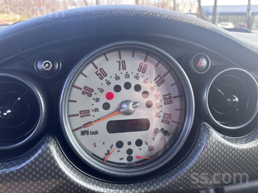 MINI Cooper 2006 Rīga, ar dzinēja tilpumu 1.60 L un nobraukumu 145 tūkst. km par 2100 €, foto 13 vietnē AUTOMOTO.COM.LV