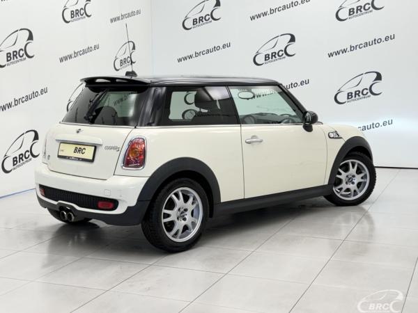 MINI Cooper 2009 Viļņa, ar dzinēja tilpumu 1.60 L un nobraukumu 187 tūkst. km par 3290 €, foto 2 vietnē AUTOMOTO.COM.LV