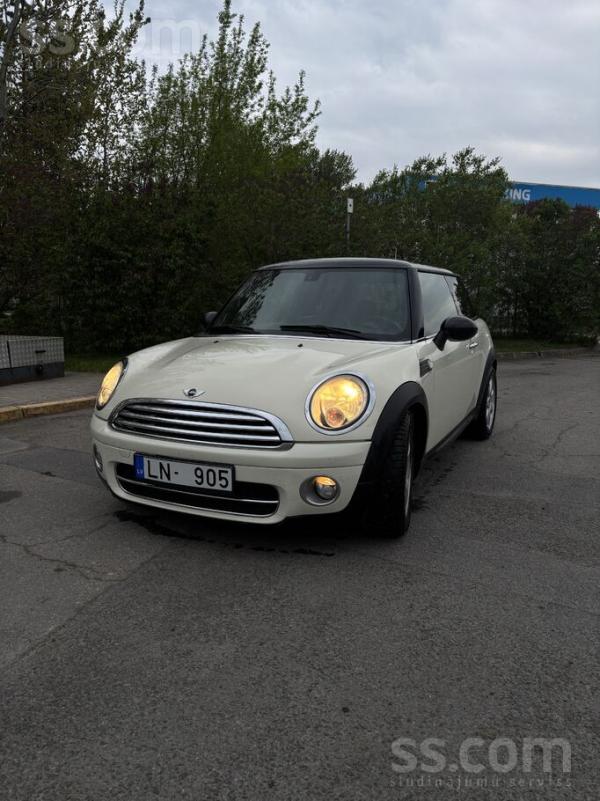 MINI Cooper 2009 Rīga, ar dzinēja tilpumu 1.60 L un nobraukumu 142 tūkst. km par 3500 €, foto 1 vietnē AUTOMOTO.COM.LV