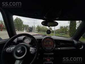MINI Cooper 2009 in Riga, with an engine capacity of 1.60 L and mileage of 142 thousand km for 3500 €, photo 10 on AUTOMOTO.COM.LV