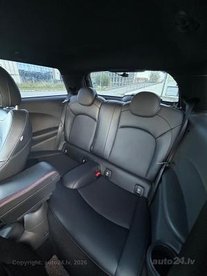 Smilšu krāsa MINI cooper-d 2014 Tallina, ar dzinēja tilpumu 1.50 L un nobraukumu 124 tūkst. km par 9749 €, foto 12 vietnē AUTOMOTO.COM.LV