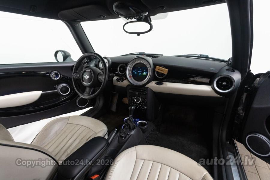 Black MINI cooper-d 2012 in Tartu, with an engine capacity of 2.00 L and mileage of 115 thousand km for 11898 €, photo 7 on AUTOMOTO.COM.LV