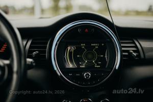 Grey MINI cooper-d 2016 in Tartu, with an engine capacity of 1.50 L and mileage of 192 thousand km for 6990 €, photo 8 on AUTOMOTO.COM.LV