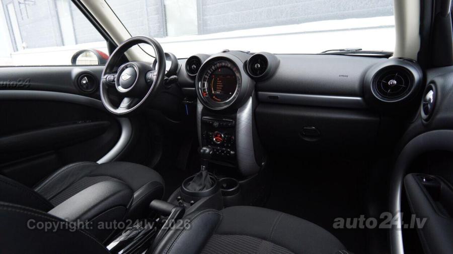 Pelēks MINI cooper-d 2016 Tartu, ar dzinēja tilpumu 2.00 L un nobraukumu 108 tūkst. km par 10999 €, foto 14 vietnē AUTOMOTO.COM.LV