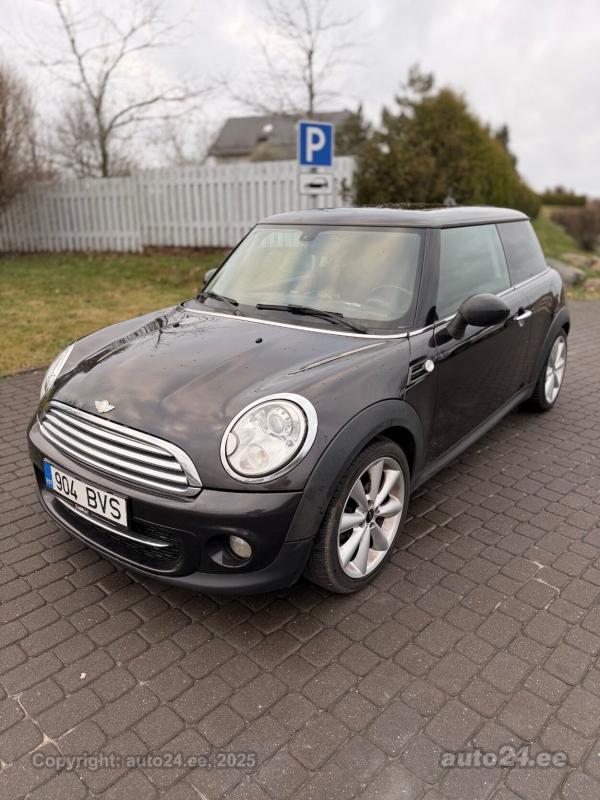 MINI cooper-d 2013 Tallina, ar dzinēja tilpumu 2.00 L un nobraukumu 164 tūkst. km par 8000 €, foto 1 vietnē AUTOMOTO.COM.LV