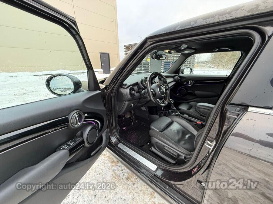 MINI cooper-d 2016 in Tallinn, with an engine capacity of 1.50 L and mileage of 180 thousand km for 11500 €, photo 7 on AUTOMOTO.COM.LV