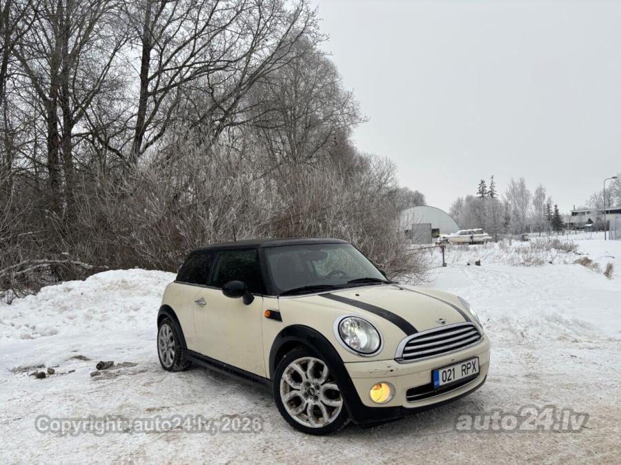 White MINI cooper-d 2007 in Tallinn, with an engine capacity of 1.60 L and mileage of 298 thousand km for 2880 €, photo 1 on AUTOMOTO.COM.LV