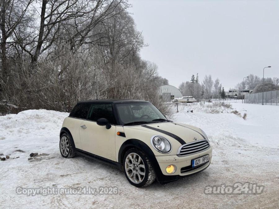 White MINI cooper-d 2007 in Tallinn, with an engine capacity of 1.60 L and mileage of 298 thousand km for 2880 €, photo 2 on AUTOMOTO.COM.LV