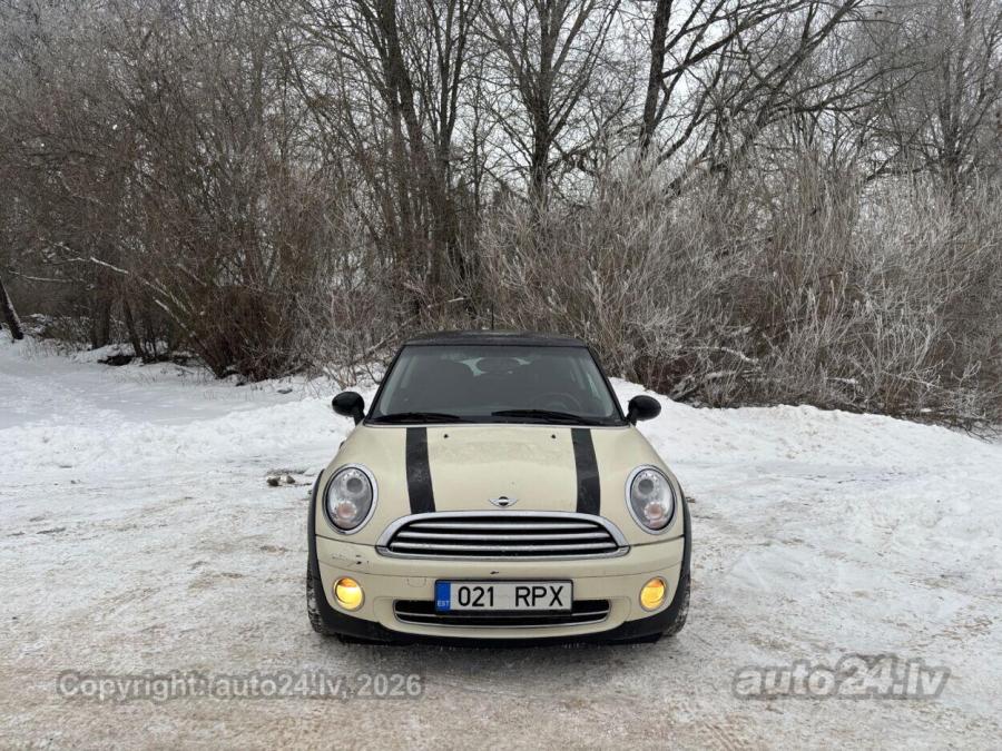 White MINI cooper-d 2007 in Tallinn, with an engine capacity of 1.60 L and mileage of 298 thousand km for 2880 €, photo 9 on AUTOMOTO.COM.LV