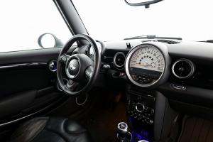Белый Мини Купер Д 2014 в Таллин, объемом двигателя 1.60 л и пробегом 116 тыс. км за 3999 €, фото 6 на AUTOMOTO.COM.LV