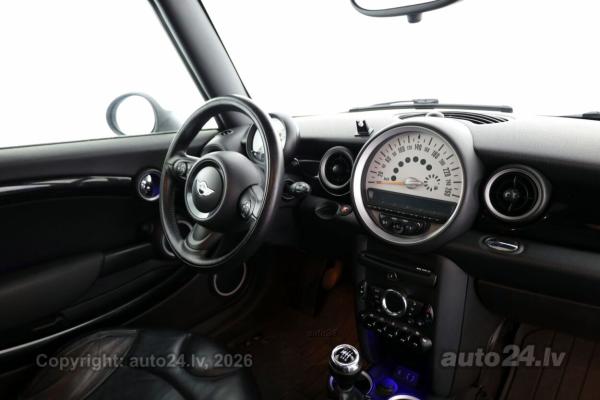 White MINI cooper-d 2014 in Tallinn, with an engine capacity of 1.60 L and mileage of 115 thousand km for 4999 €, photo 5 on AUTOMOTO.COM.LV