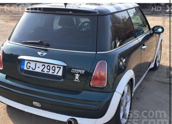 Zaļš MINI Cooper 2002 Rīga, ar dzinēja tilpumu 1.60 L un nobraukumu 145 tūkst. km par 1300 €, foto 6 vietnē AUTOMOTO.COM.LV