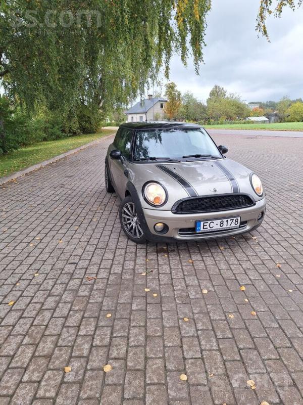 Zaļš MINI Cooper 2007 Gulbene, ar dzinēja tilpumu 1.60 L un nobraukumu 269 tūkst. km par 3100 €, foto 3 vietnē AUTOMOTO.COM.LV