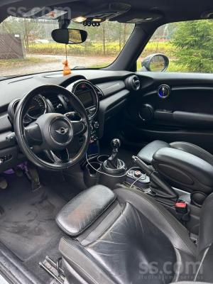 Zaļš MINI Cooper 2015 Rīga, ar dzinēja tilpumu 1.50 L un nobraukumu 239 tūkst. km par 5800 €, foto 9 vietnē AUTOMOTO.COM.LV