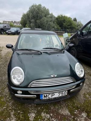 Zaļš MINI Cooper 2002 Ukmergė, ar dzinēja tilpumu 1.60 L un nobraukumu 255 tūkst. km par 600 €, foto  vietnē AUTOMOTO.COM.LV