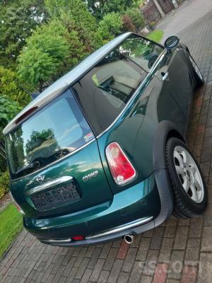 Green MINI Cooper 2006 in Riga, with an engine capacity of 1.60 L and mileage of 211 thousand km for 2950 €, photo 7 on AUTOMOTO.COM.LV