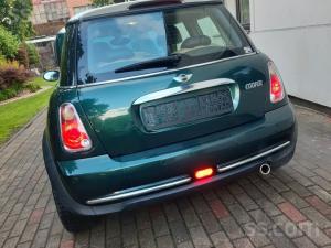 Green MINI Cooper 2006 in Riga, with an engine capacity of 1.60 L and mileage of 211 thousand km for 2950 €, photo 17 on AUTOMOTO.COM.LV