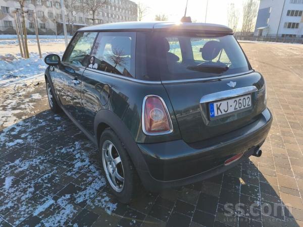 Zaļš MINI Cooper 2008 Jelgava, ar dzinēja tilpumu 1.60 L un nobraukumu 298 tūkst. km par 3000 €, foto 4 vietnē AUTOMOTO.COM.LV