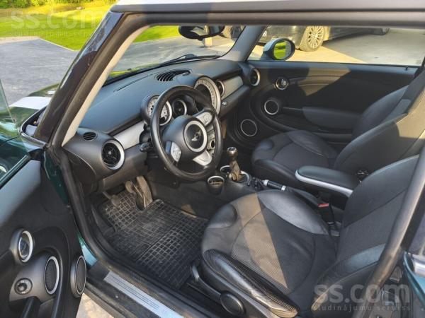 Zaļš MINI Cooper 2008 Jelgava, ar dzinēja tilpumu 1.60 L un nobraukumu 299 tūkst. km par 2500 €, foto 7 vietnē AUTOMOTO.COM.LV