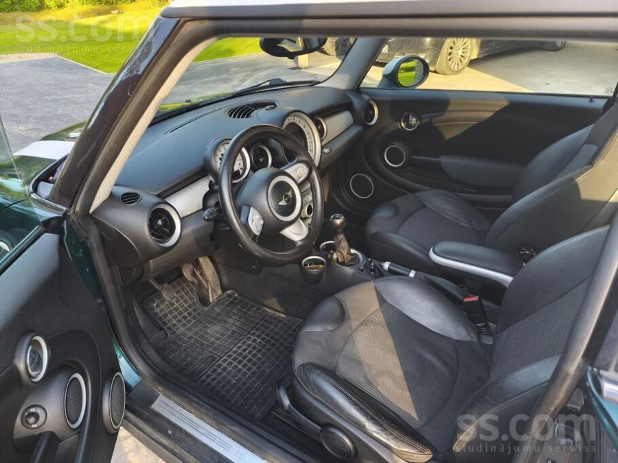 Zaļš MINI Cooper 2008 Jelgava, ar dzinēja tilpumu 1.60 L un nobraukumu 299 tūkst. km par 2500 €, foto 8 vietnē AUTOMOTO.COM.LV