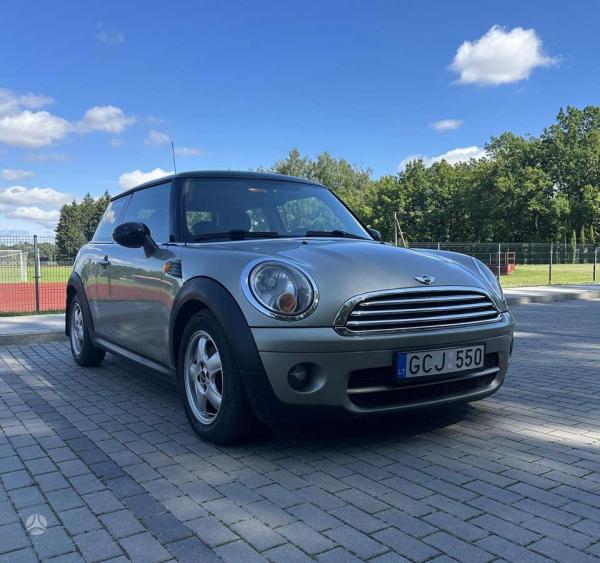 Green MINI Cooper 2008 in Birzai, with an engine capacity of 1.56 L and mileage of 239 thousand km for 3200 €, photo 1 on AUTOMOTO.COM.LV