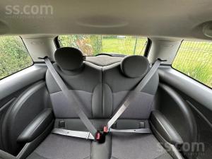 Zaļš MINI Cooper 2008 Liepāja, ar dzinēja tilpumu 1.60 L un nobraukumu 178 tūkst. km par 2950 €, foto 7 vietnē AUTOMOTO.COM.LV